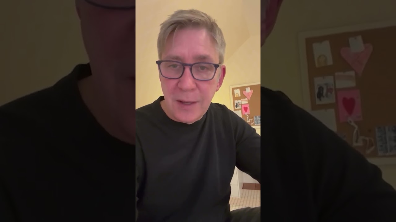 Steve Hartman broke down in tears, admitting that his current job at ...