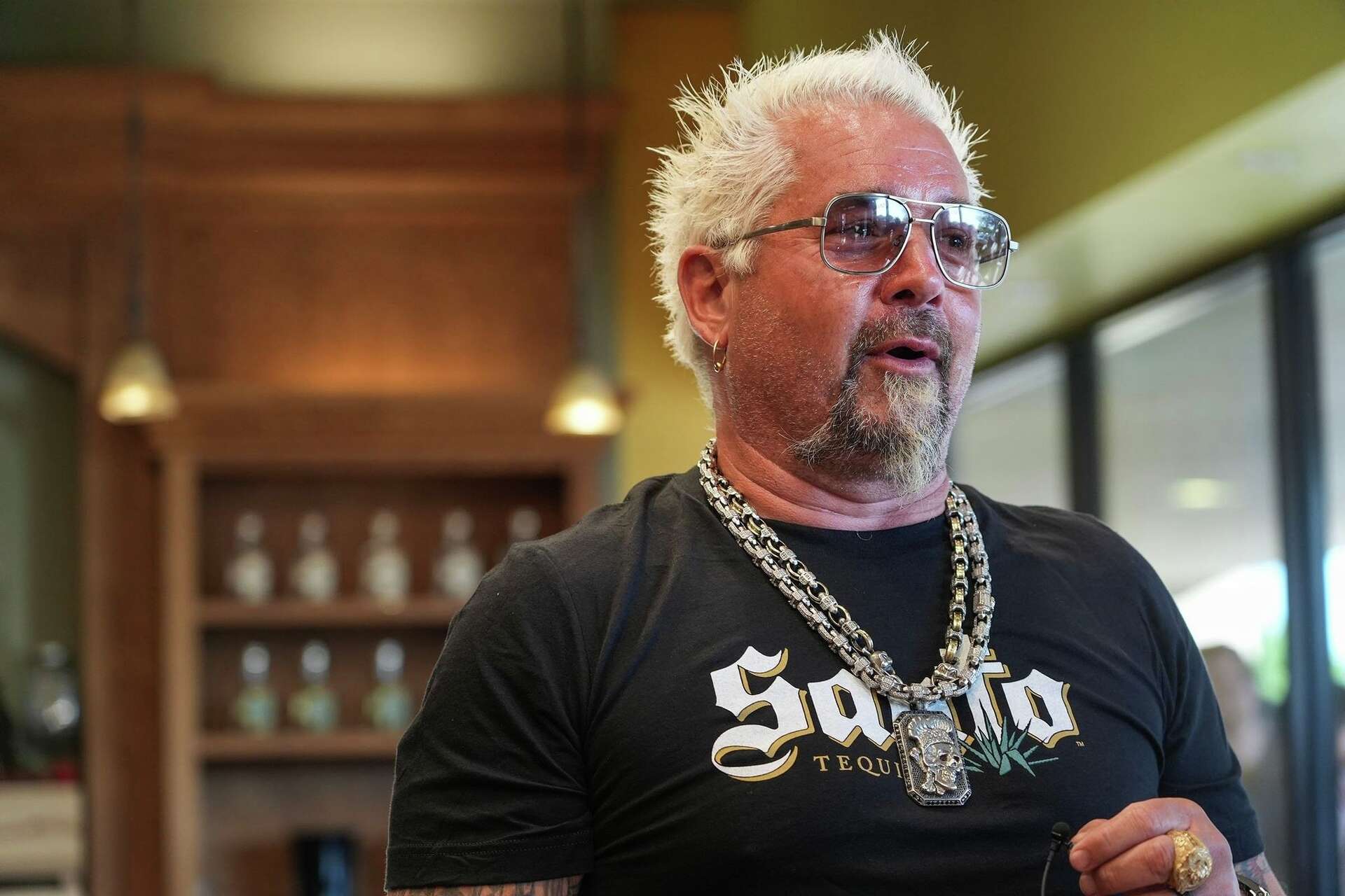 SAD NEWS! Guy Fieri announces a major loss in his family following a ...