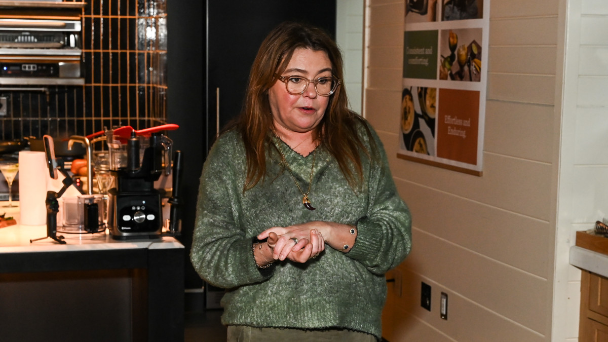 Rachael Ray couldn’t hold back tears as she revealed the reason behind ...