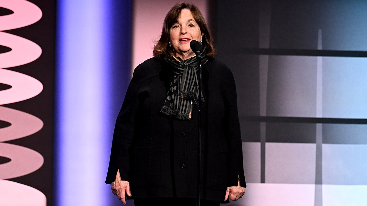 SHOCKING! Ina Garten suddenly announced she will DIVORCE her current ...