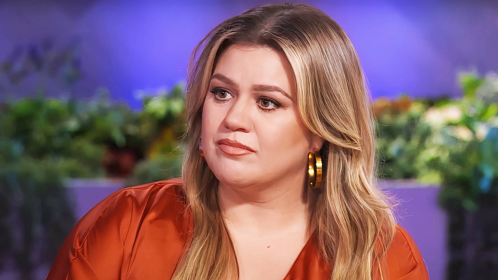 Kelly Clarkson leaves fans stunned as she announces she’s stepping away ...