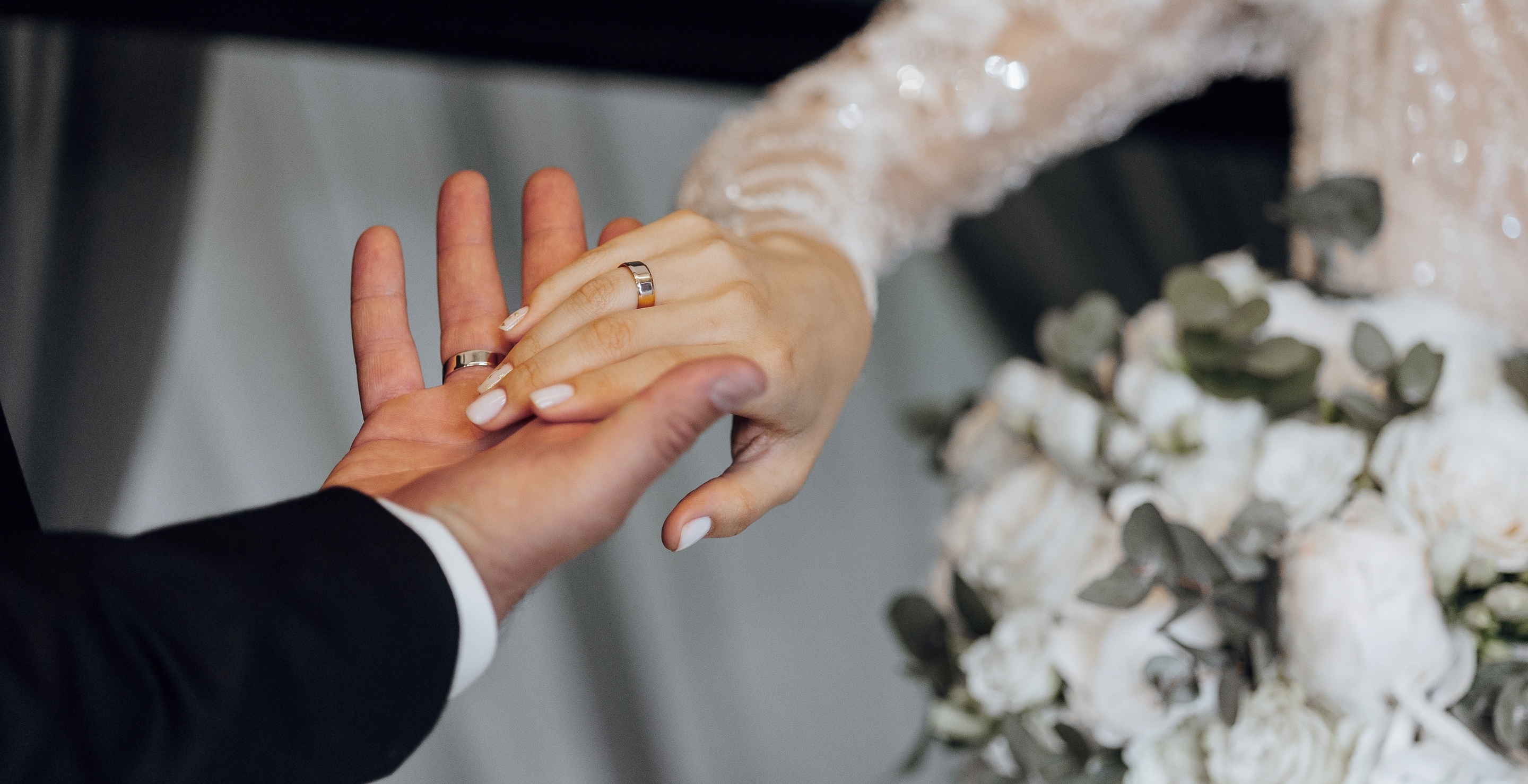 **HOT!** The prenuptial agreement between Ainsley Earhardt and Sean ...