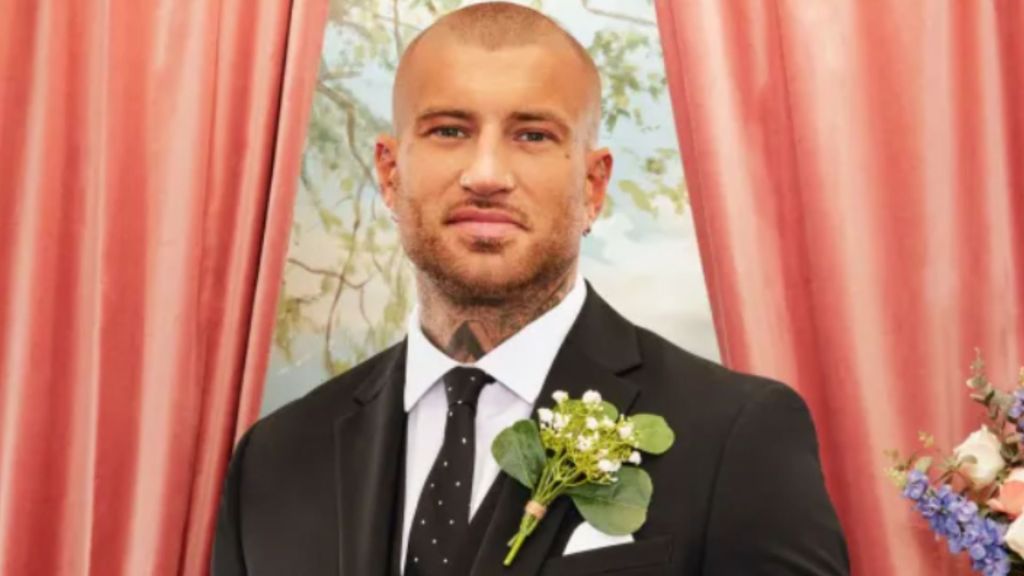 Joe Wood from MAFS UK just made it official with his new girlfriend ...