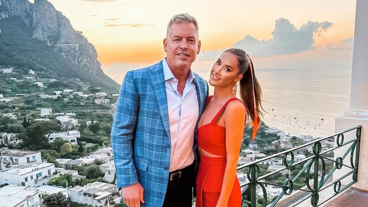 SHOCKING! Troy Aikman has publicly revealed that he’s DATING — and it’s ...