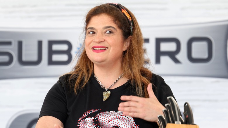 **SHOCKING!** The dark past of Alex Guarnaschelli has been exposed—and ...
