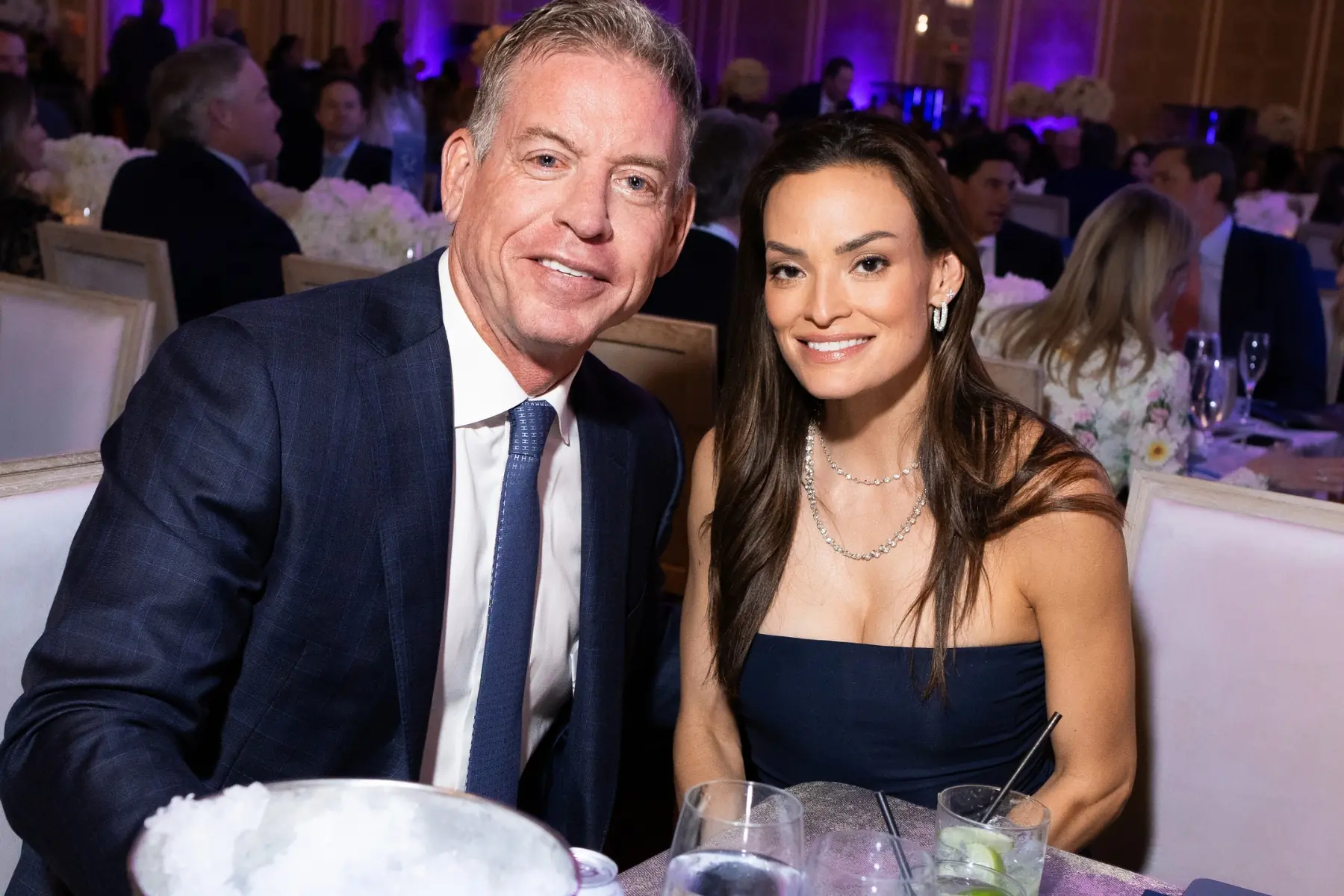 SHOCKING! Troy Aikman has unexpectedly gone public with his new ...