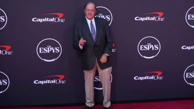 CONFIRMED! Chris Berman’s final working day at ESPN has been announced ...