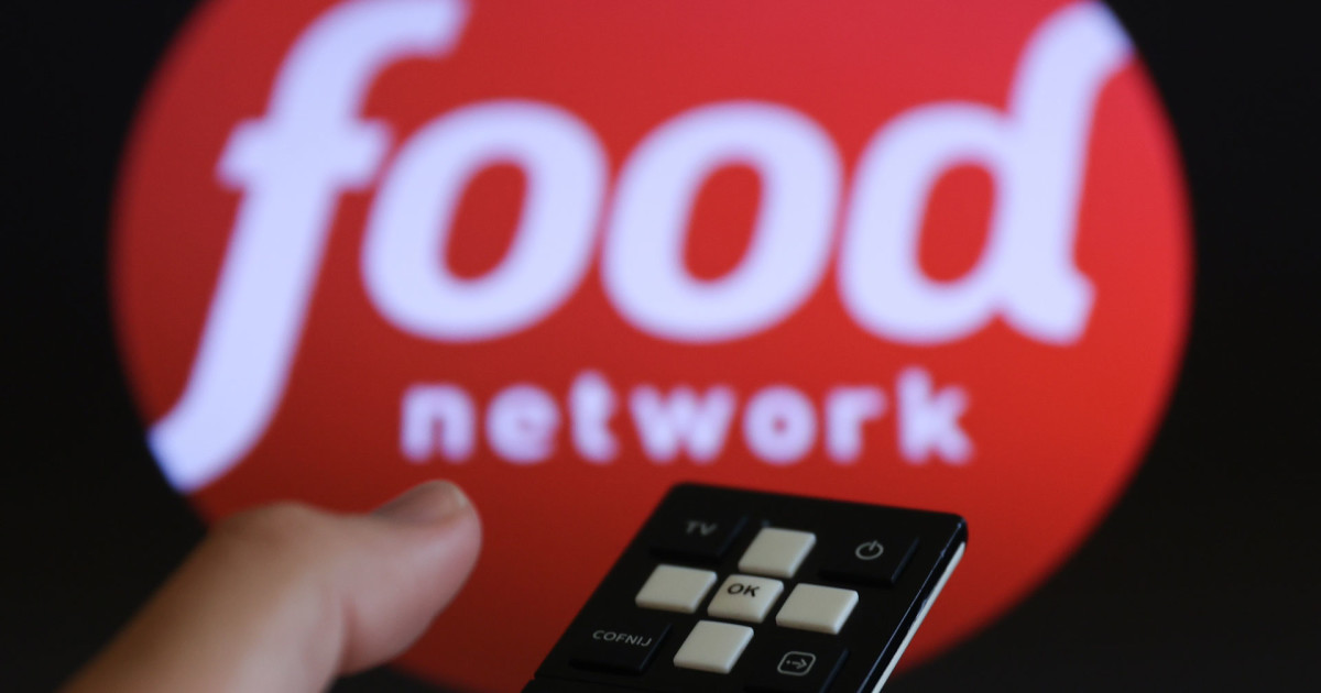 Food Network announced plans to “revive” three classic shows — full ...