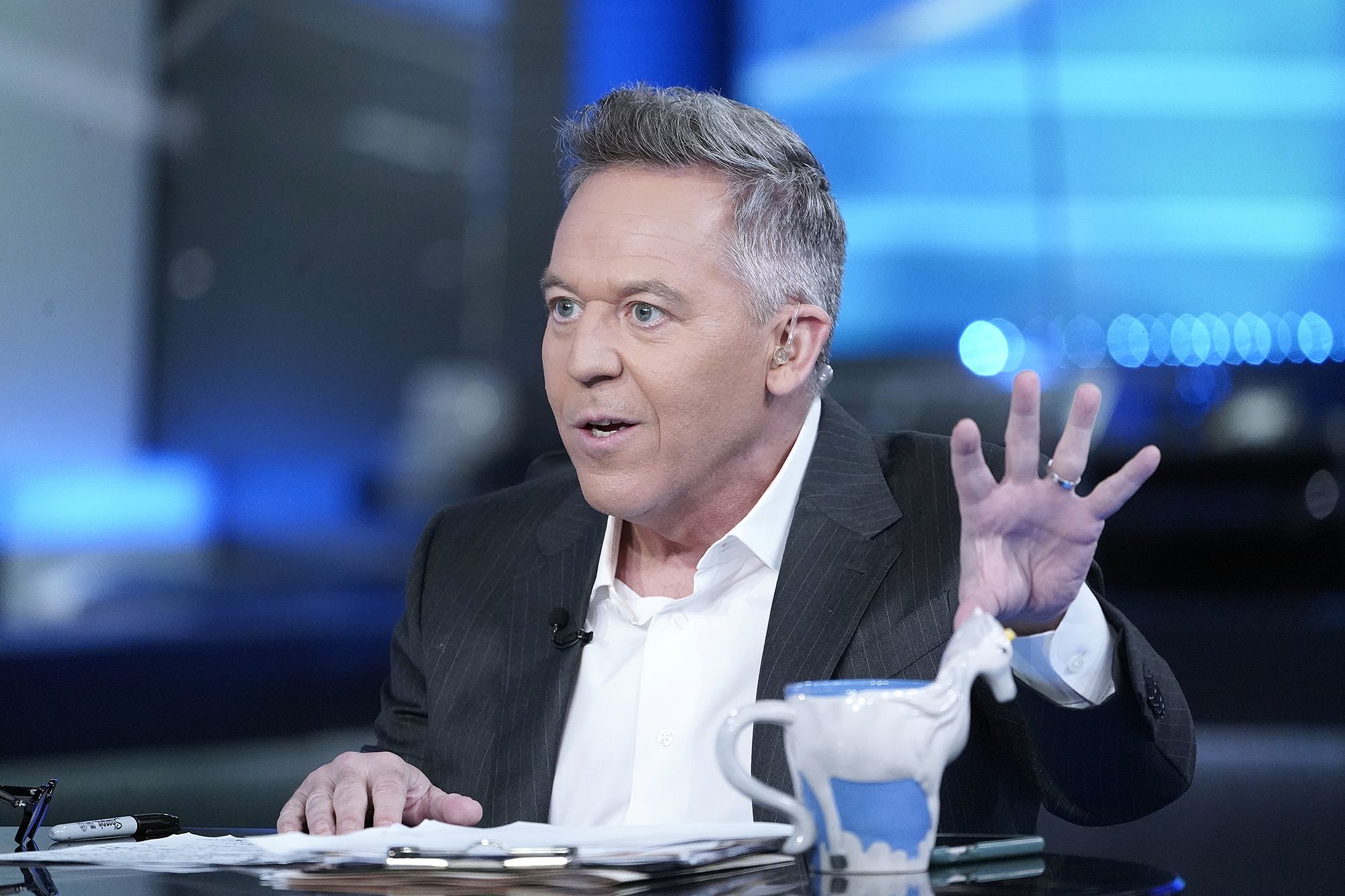 SHOCKING! Greg Gutfeld’s broadcast was forced to stop live on air after ...