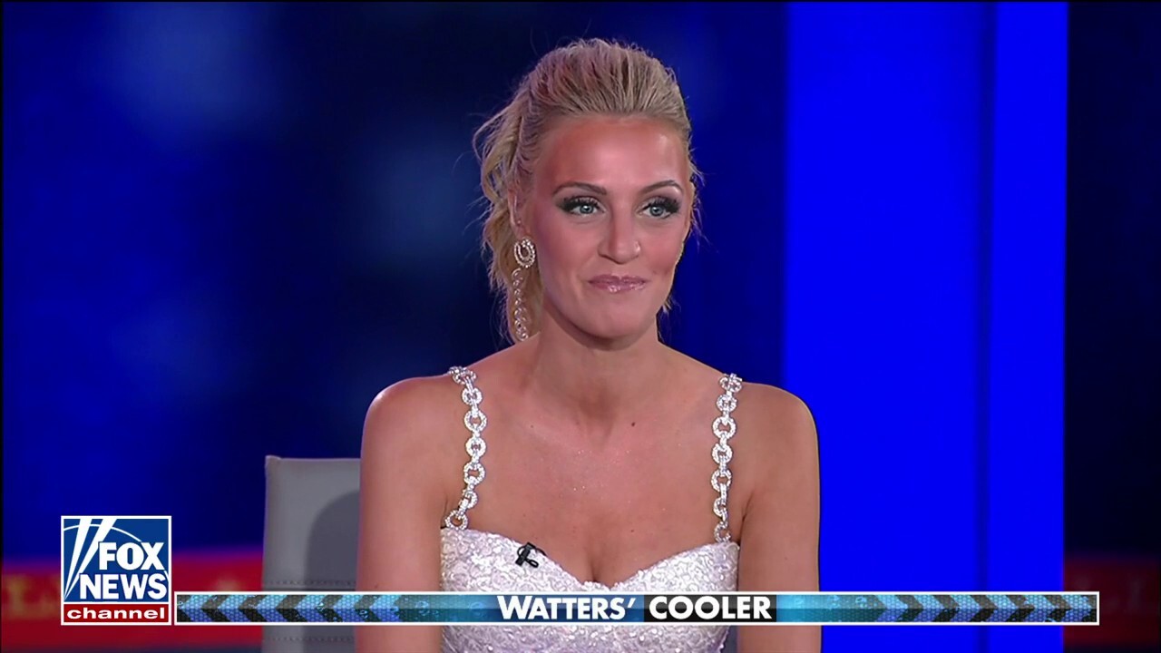Carley Shimkus has officially announced that she has ended her contract ...