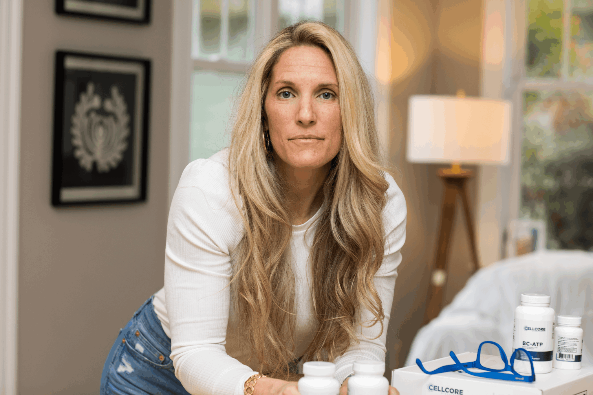 Tracy Holmes — wife of Trace Gallagher — broke down in tears as she ...
