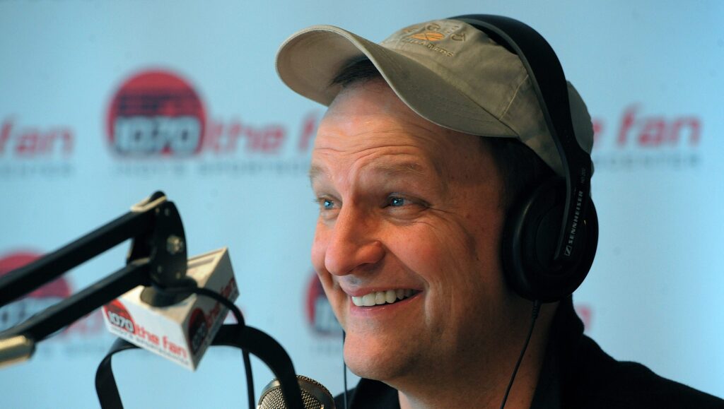 OFFICIAL! Dan Dakich has been BANNED from appearing on all commentary ...