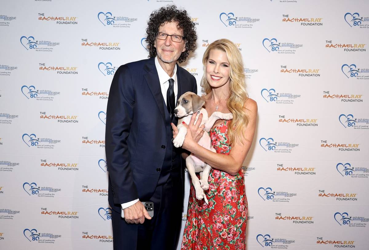 Multiple female staff members of Howard Stern have exposed the ...