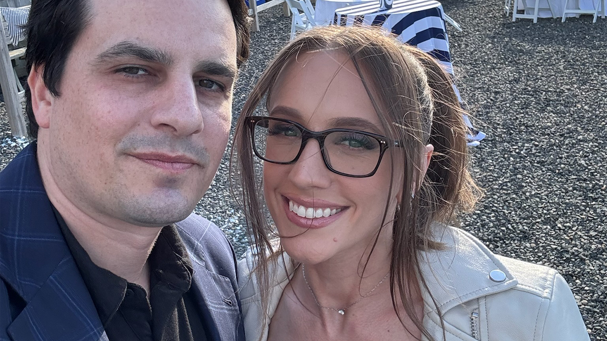 Kat Timpf has finally revealed the first photo of her first child—and ...