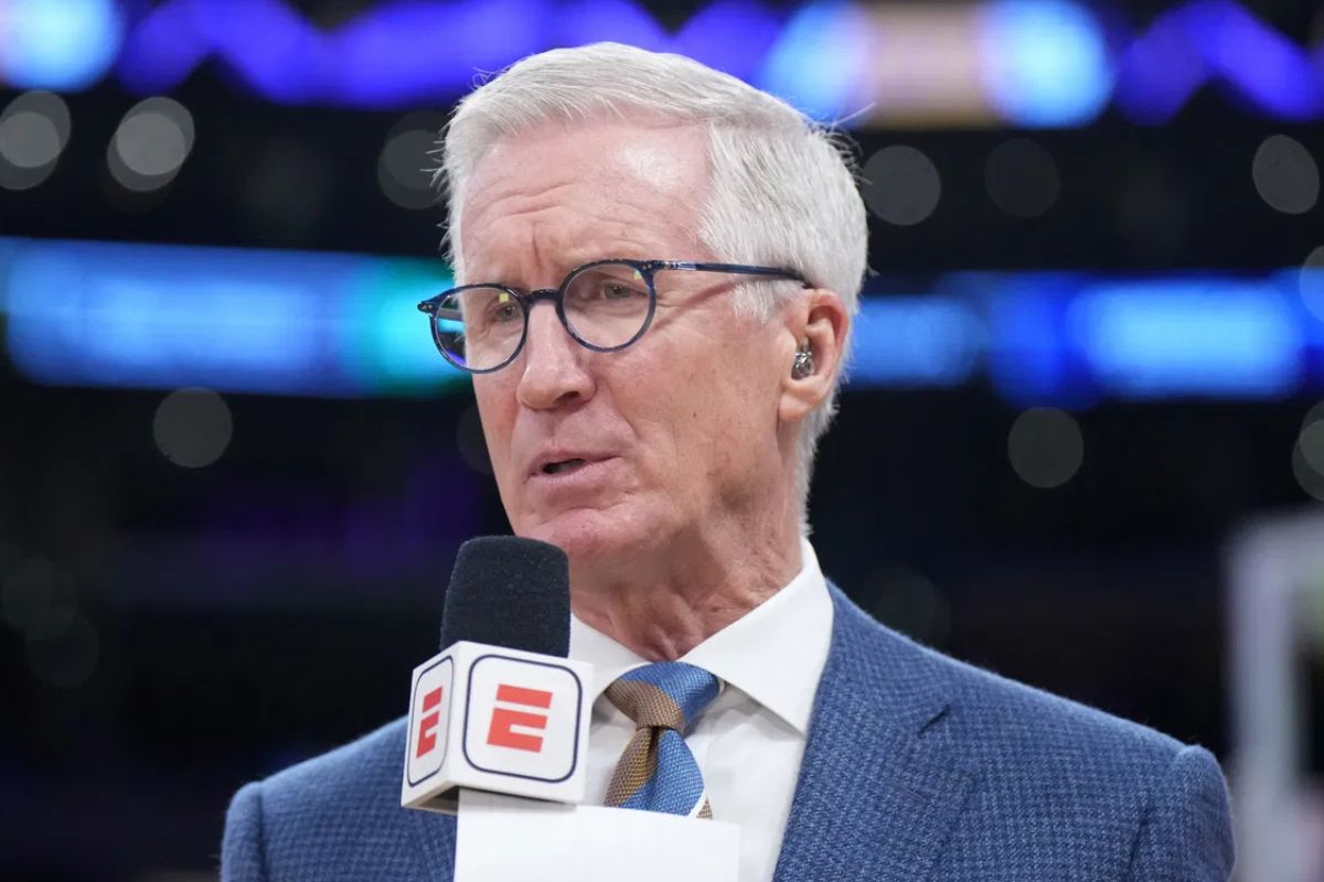 Mike Breen became emotional as he opened up about his wife’s current ...
