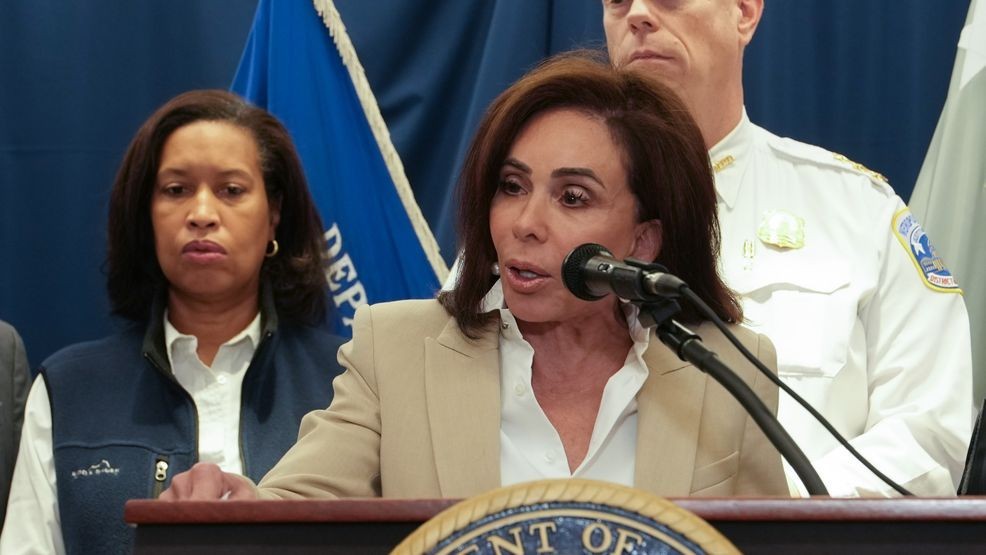 SHOCKING! Jeanine Pirro stuns everyone by unexpectedly announcing her ...