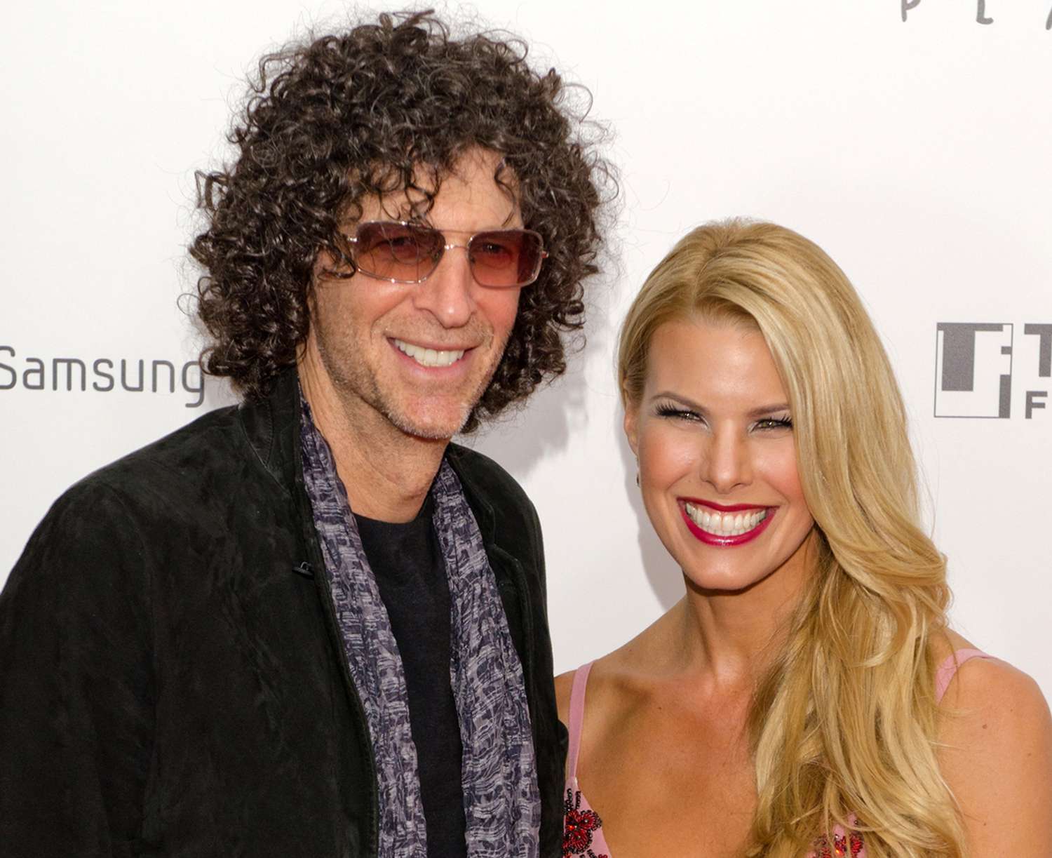 OFFICIAL! Howard Stern’s wife has officially filed for DIVORCE—and the ...