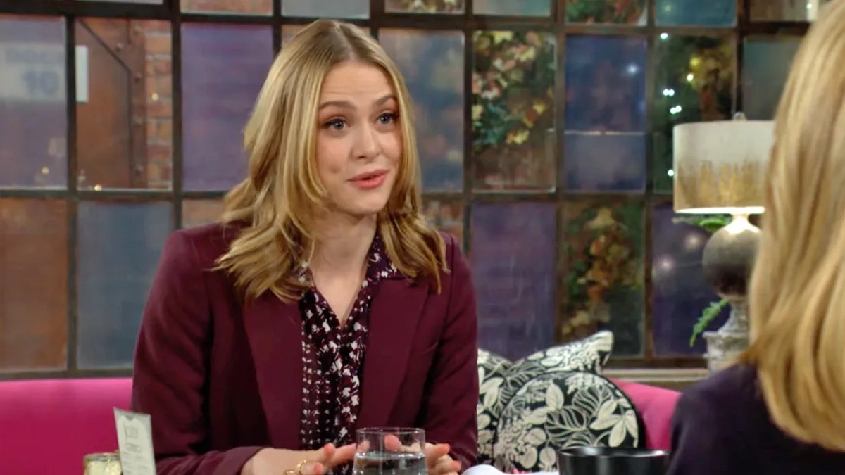 Hayley Erin — who plays Claire on The Young and the Restless — shocked ...