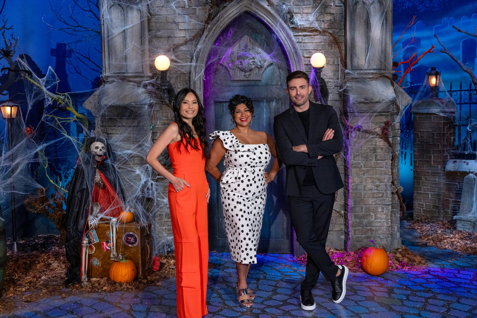 Food Network host Aarti Sequeira has officially addressed a serious ...