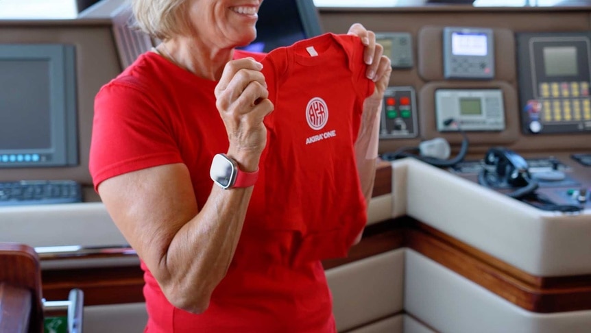 Captain Sandy Yawn becomes emotional when meeting Kayden, Nathan ...